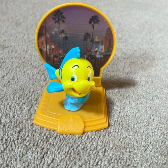 McDonald's | Toys | 22 Mcdonalds Happy Meal Toy Flounder From The ...